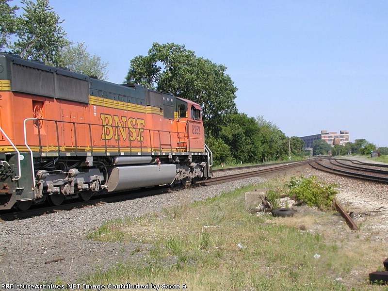 BNSF 8252